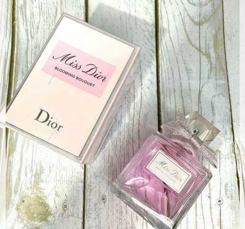 Miss Dior Blooming Bouquet для женщин