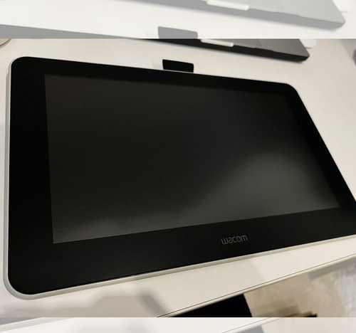 Графический планшет Wacom One 13