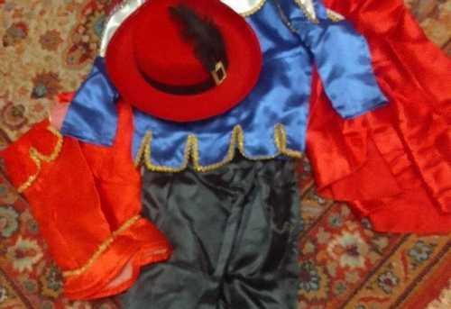 Новогодний костюм для мальчика мушкетер