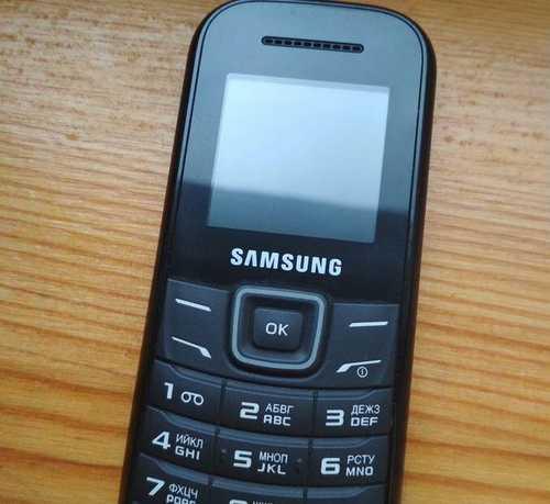 Samsung gt e1200m