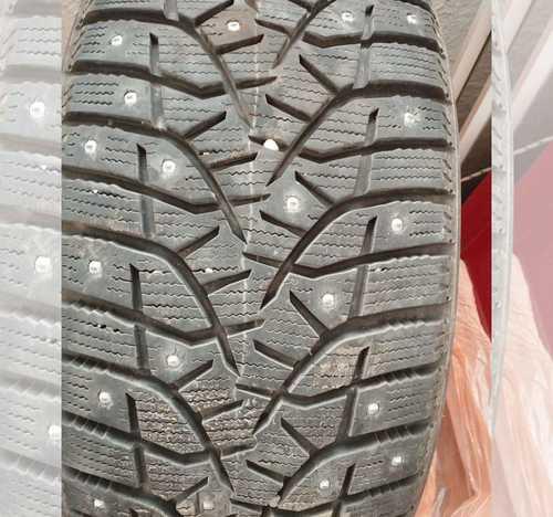 Bridgestone Blizzak Spike-02 225/50 R17 94H