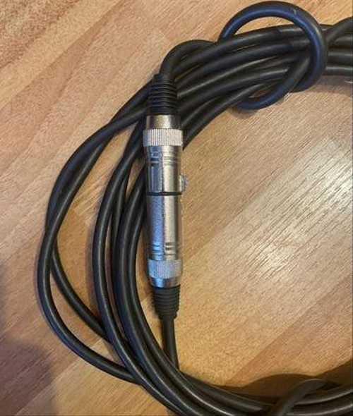 Микрофонный кабель XLR-XLR