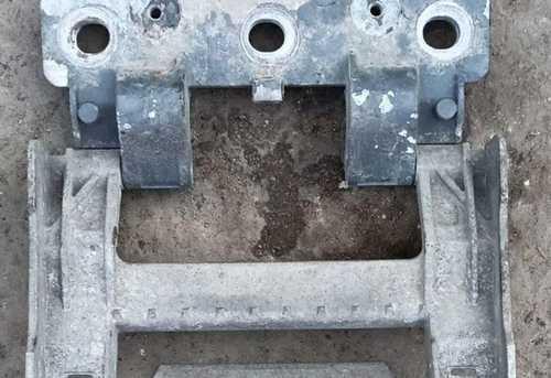 Передняя подножка решетки радиатора (в сборе)\DAF