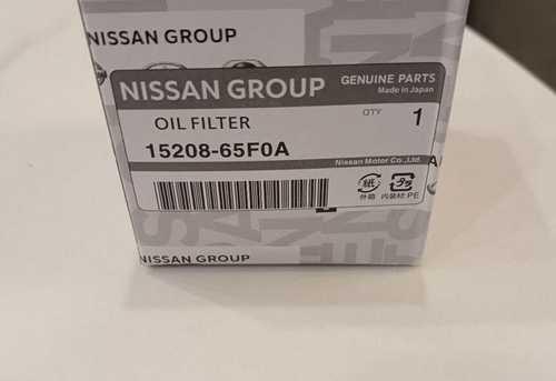 Фильтр масляный Nissan 15208-65F0A