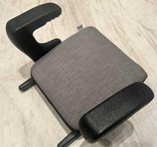 Бустер isofix clek
