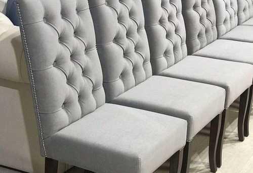 Мягкие кухонные стулья новые