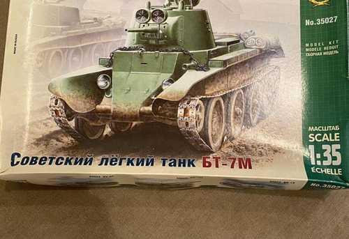 Модель танка BT-7M Советский легкий танк бт-7М