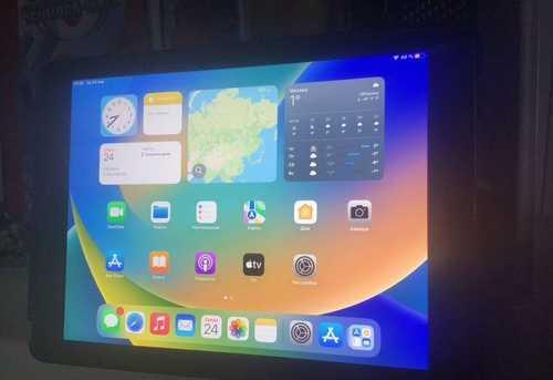 Планшет Apple iPad(2018) 32GB Wi-Fi+Cellular