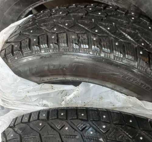 Kormoran SUV Stud 235/65 R17 108T