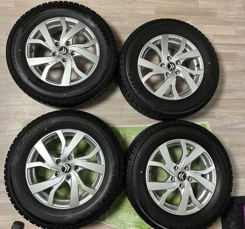 Колеса зимние yokohama ice guard ig 50  215/65 R16