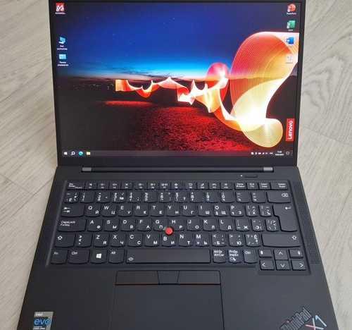 ThinkPad X1 Carbon Gen 9 i5-1145G7 16GB идеал