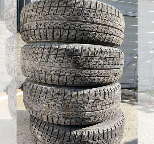 Bridgestone Blizzak Revo1 185/60 R15