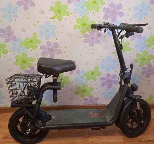 Продам электросамокат Kugoo Kirin C1 