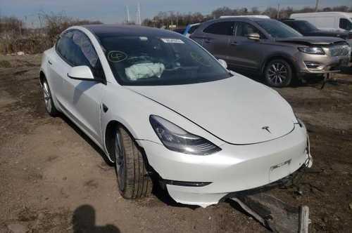 Разбирается Tesla model 3 2018г