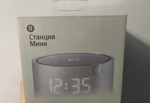 Яндекс станция мини с часами новая