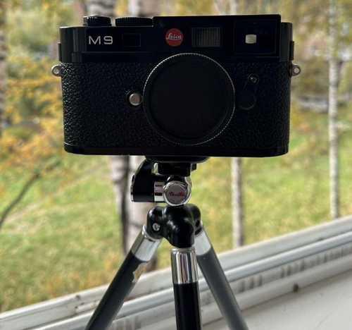 Leica M9 Black Paint