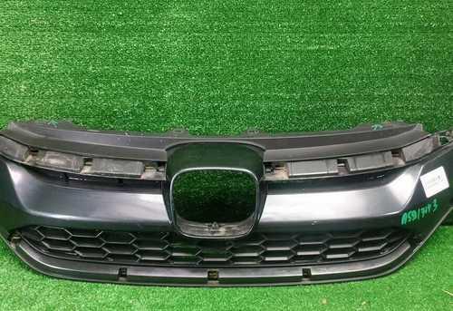 Решетка радиатора Honda CR-V 4 (2014-2018)
