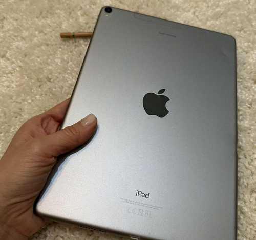 iPad pro 2017 64gb 10.5