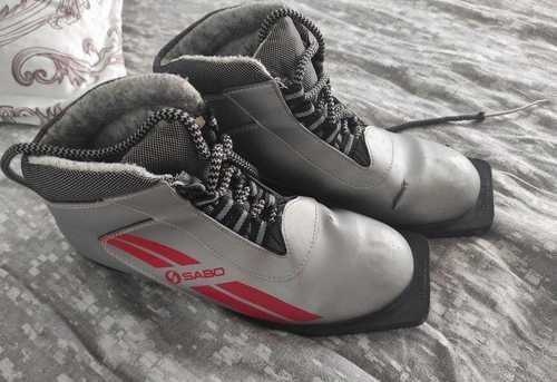 Лыжные ботинки 40р