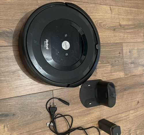 Робот пылесос irobot Roomba e5