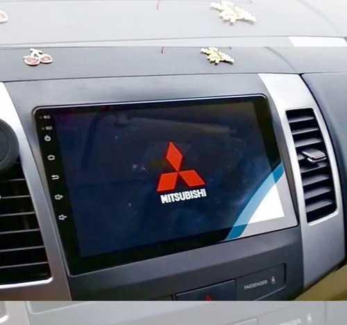 Магнитола Mitsubishi Outlander 2 XL