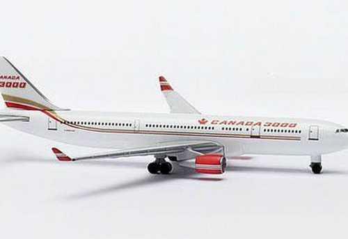 508360 Самолёт Canada 3000 Airbus A330-200 1:500