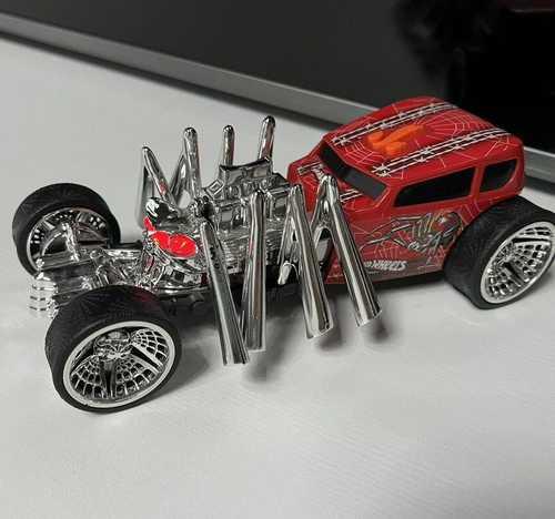 Машина Hot wheels street creeper