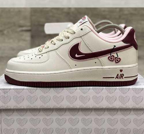 Кроссовки Nike Air Force 1 Valentine’s Day 2023