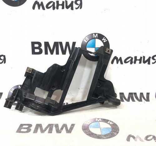 Крепление фары Bmw X5 E53 рест M57D30 2005