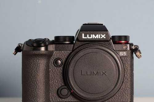 Panasonic Lumix S5 Body Like New