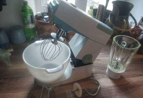 Кухонный комбайн Kenwood Chef A701a England