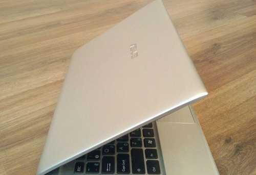 12" нетбук Asus Eee pс 1225C