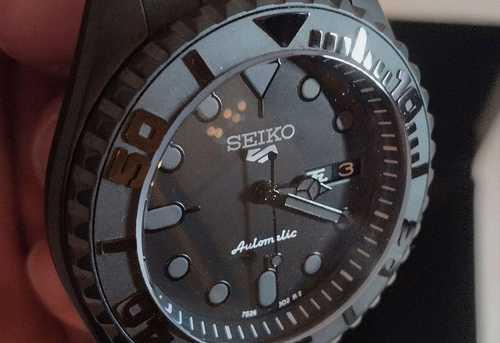 Часы Seiko MOD Black Earth