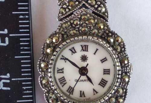 Японские серебряные часы с марказитами