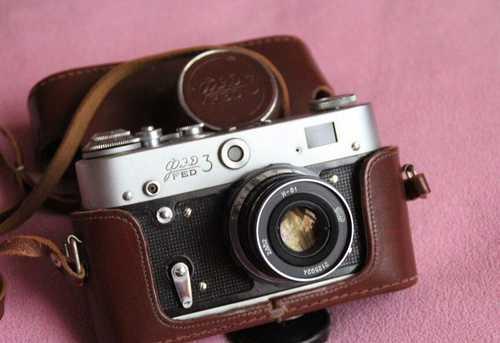 Плёночный фотоаппарат фэд 3 советских времен