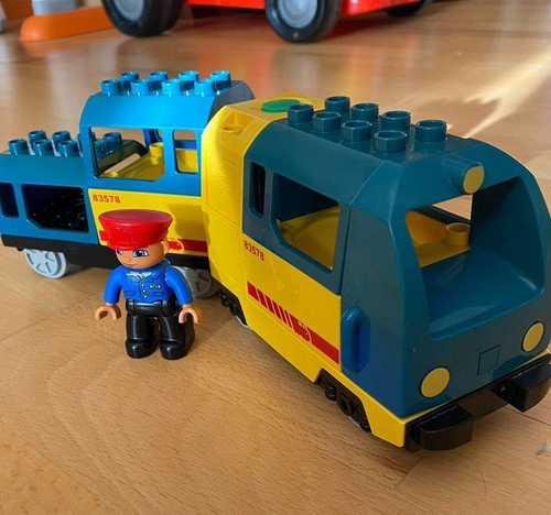 Lego duplo паровозик