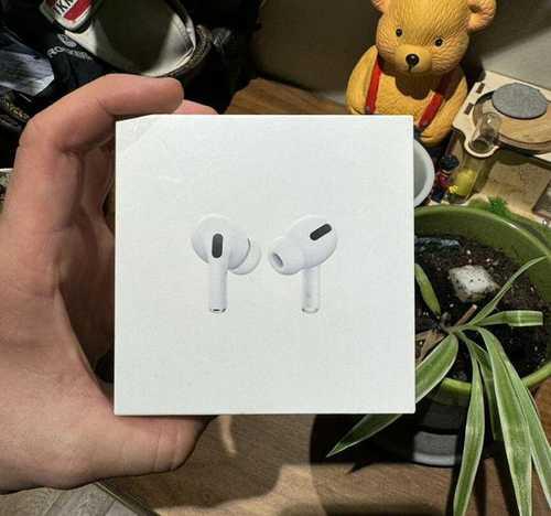 Коробка AirPods Pro + новый кабель