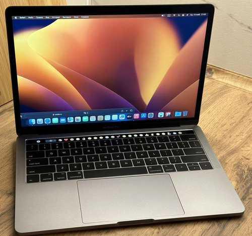 Macbook pro 13 2017 TB 16/256gb новый акб