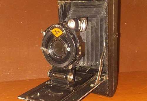Старинный Фотоаппарат "Agfa Sdandart" Германия