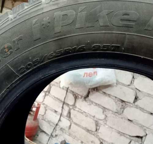 Hankook Winter I'Pike 95T