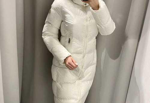 Пуховик Moncler