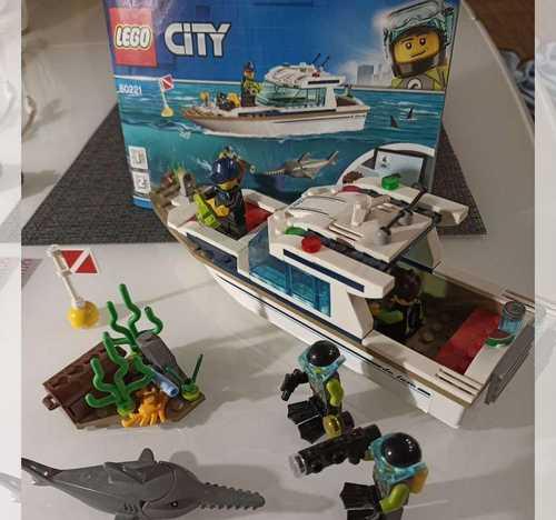 Lego city 60221