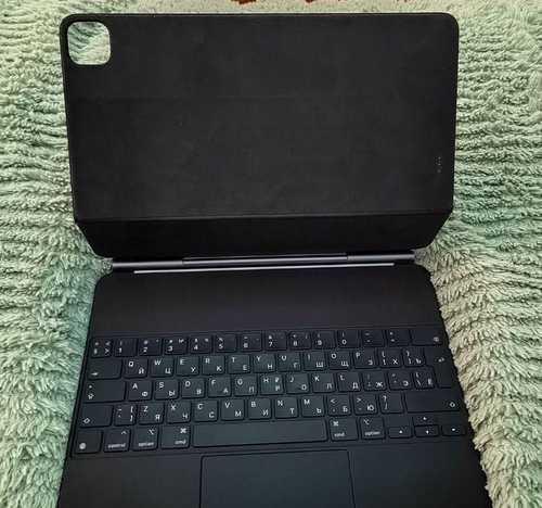 Apple magic keyboard iPad pro 12.9