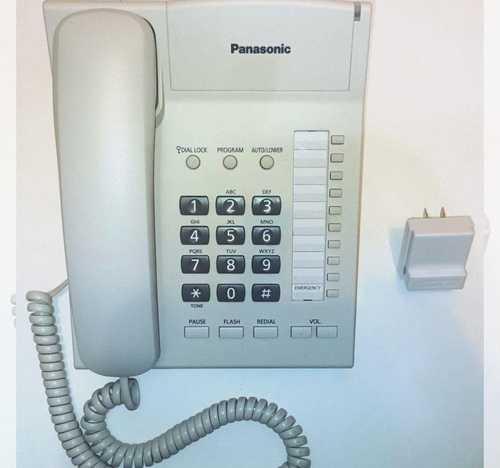 Телефон Panasonic KX-TS2382RU W