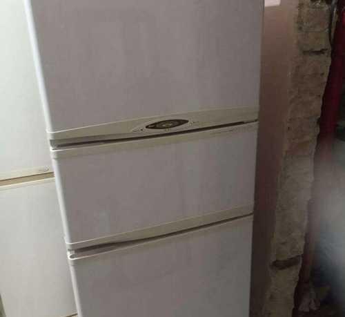 Холодильник GoldStar. Гарантия 6 месяцев
