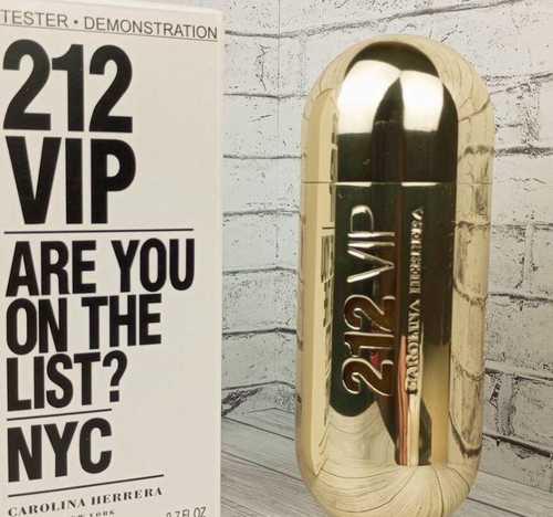 Carolina Herrera212 Vip Are you on the list80 ml