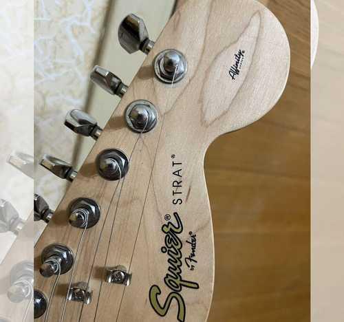 Электрогитара fender squier