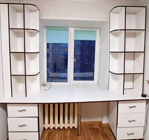 Стол школьный
