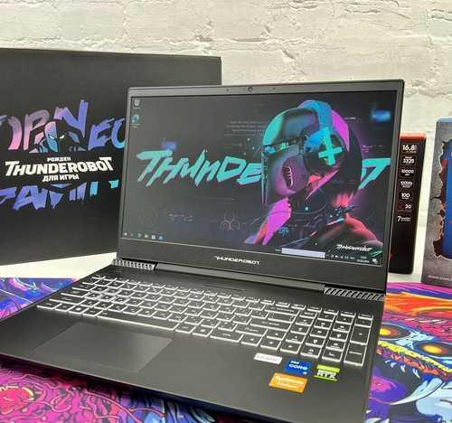 Thunderobot i5-12450H RTX 3050 Ram 16 GB 512 GB