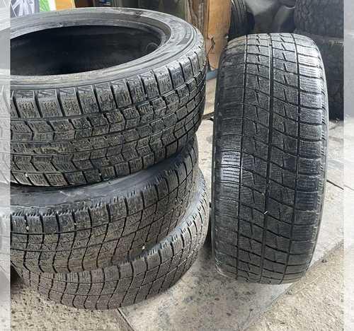 Bridgestone Ice Partner 215/55 R17